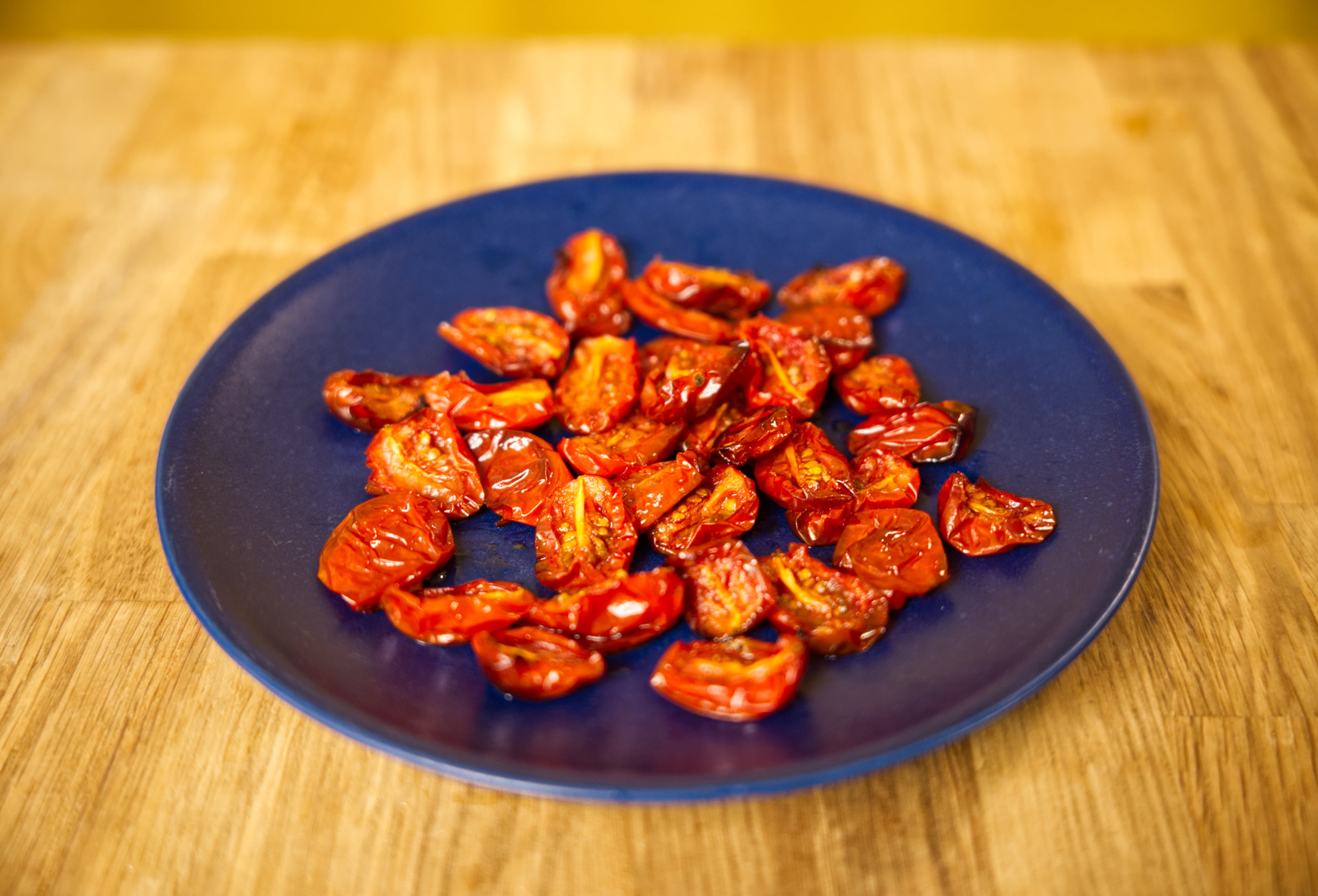 Semikuivatut tomaatit - Puhtaasti Kotimainen